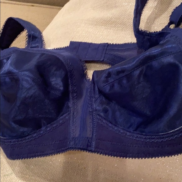 Playtex | Intimates & Sleepwear | Bnwt Playtex Bra Dark Blue 36b | Poshmark